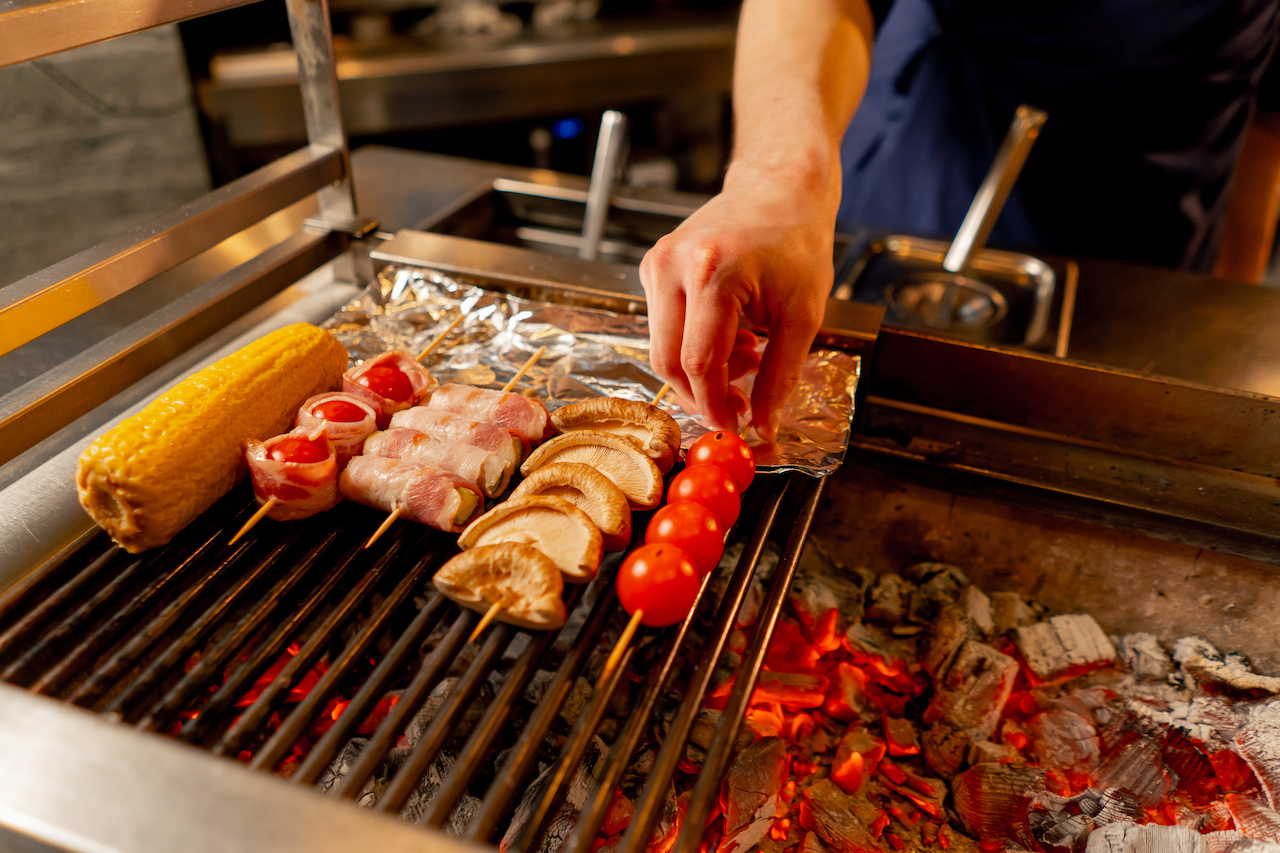 Exploring Commercial Kitchens: From Industrial Charbroilers to Grills ...